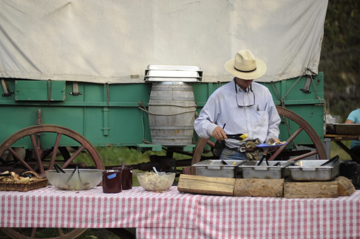 Chuckwagon BBQ - 320 Guest Ranch